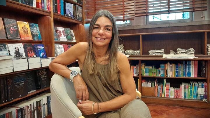 Lara Xavier: "Escrever é um vício" - Convidado